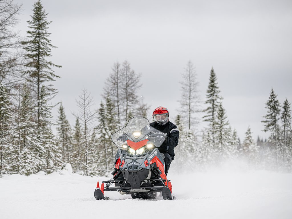 Prostar S4 Indy XC 137 ES 2024 - SledMagazine.com