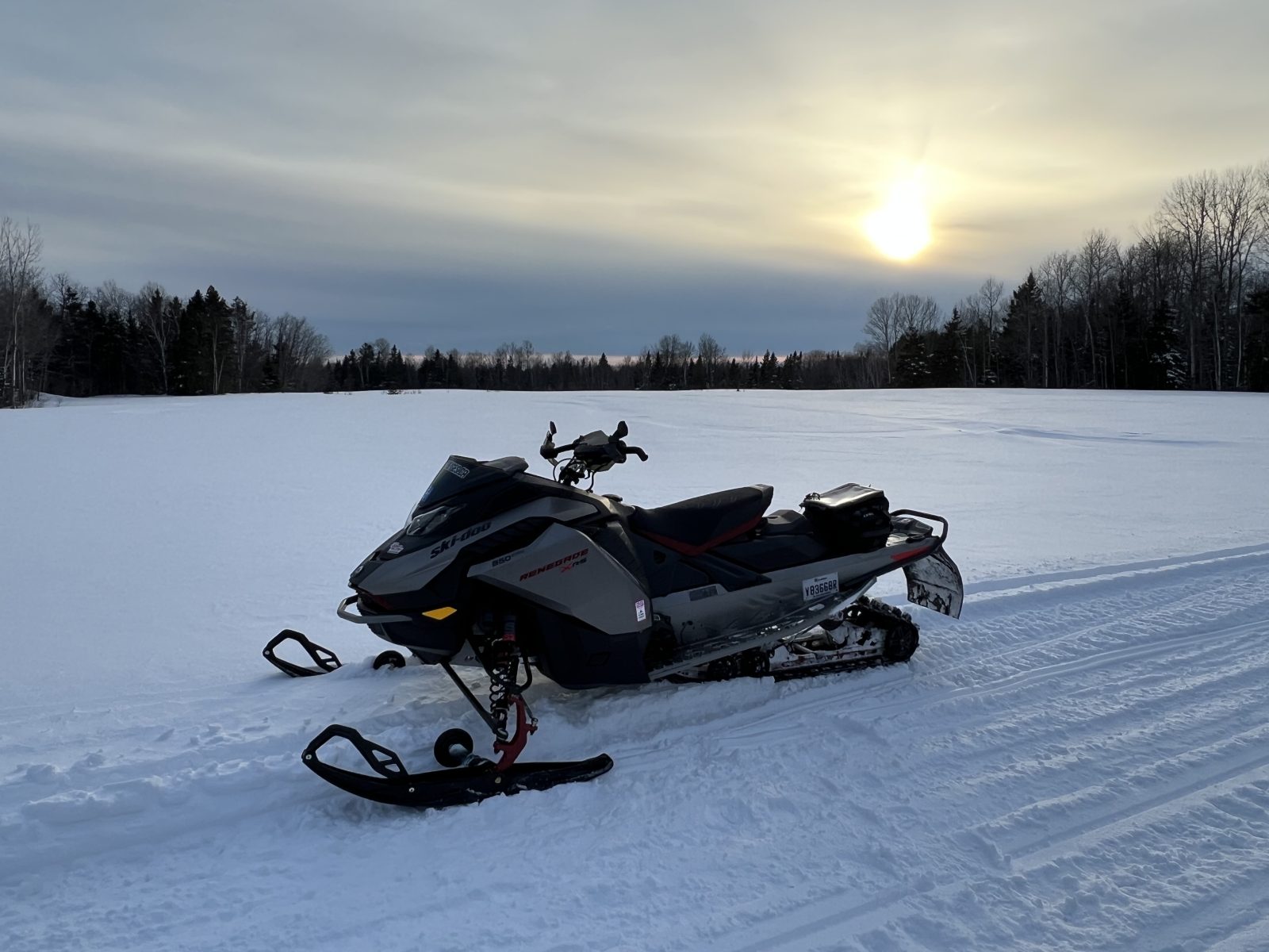 Ski-Doo 2023 Renegade 850 X-RS - SledMagazine.com