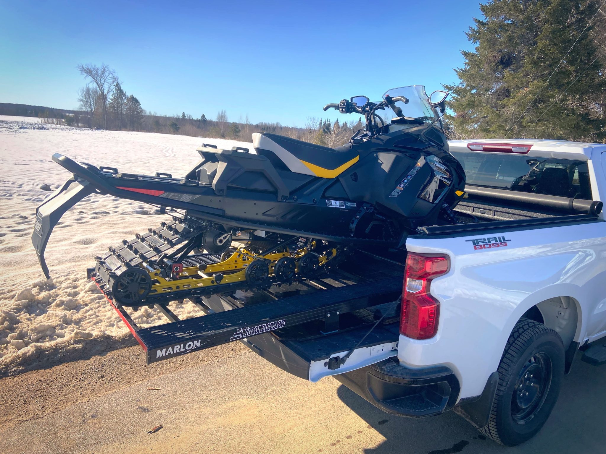 Marlon Single Loader Ramp: Easy Snowmobile Transportation ...