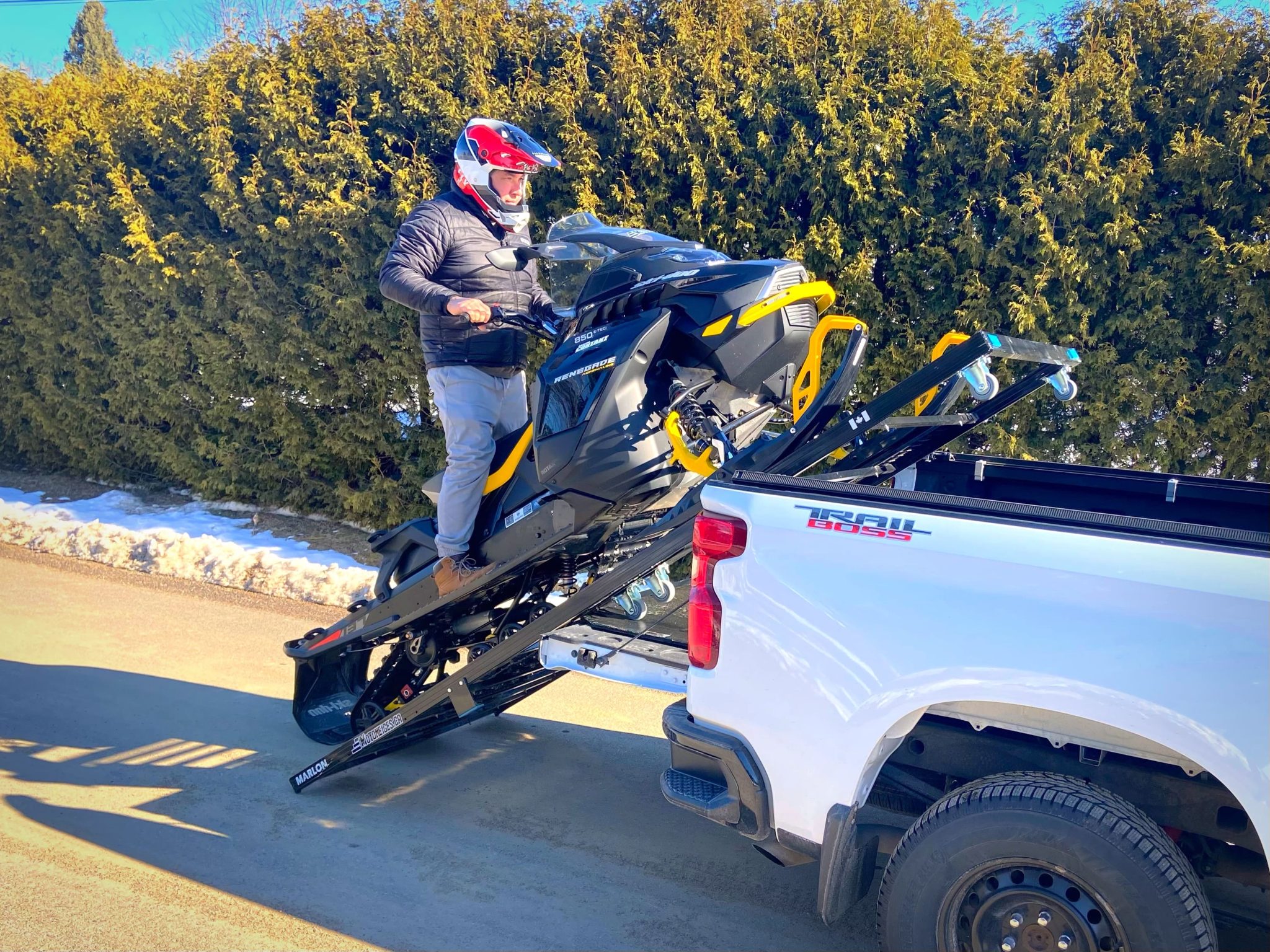 Marlon Single Loader Ramp: Easy Snowmobile Transportation ...