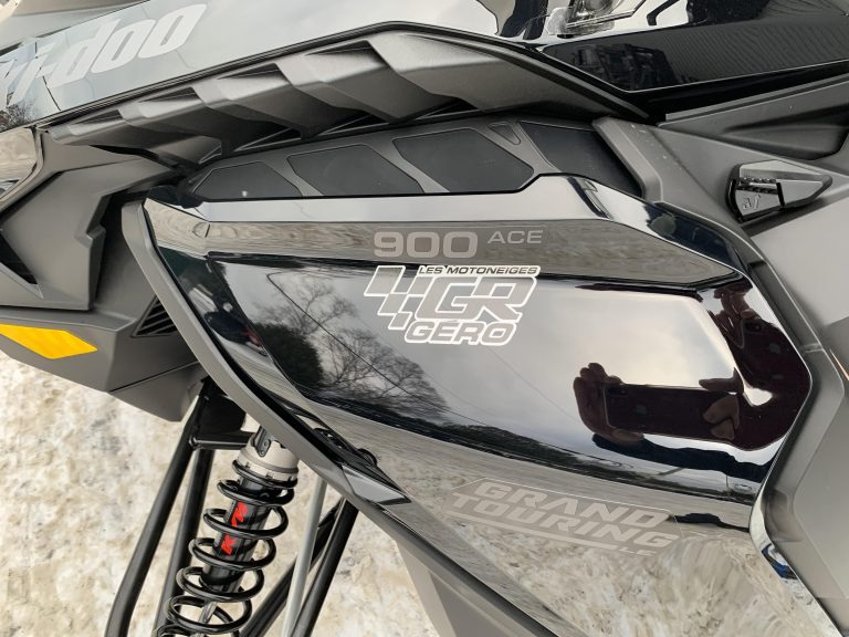 2024 Grand Touring LE: Comfort, Performance, and Technology ...