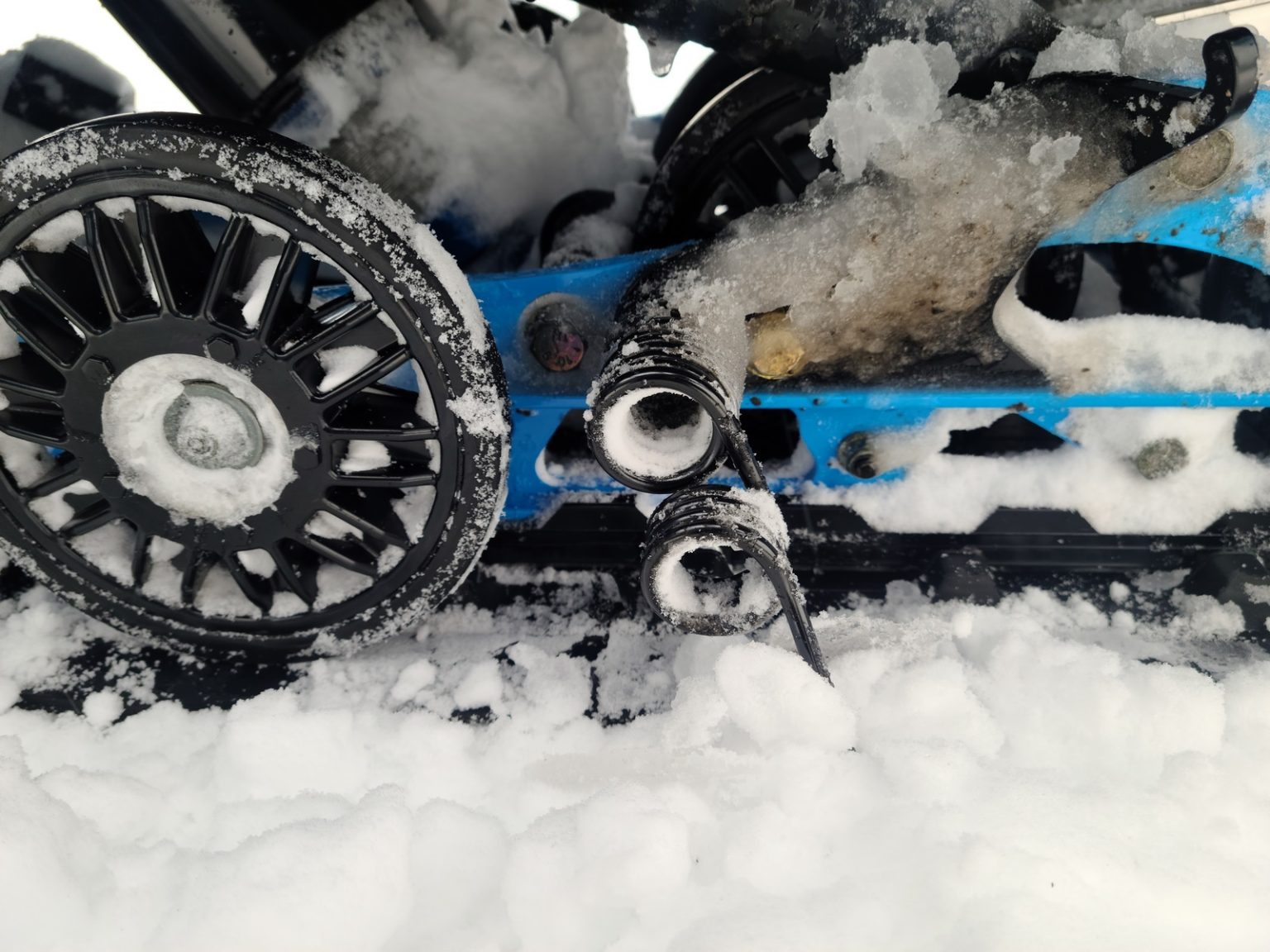 MDX Ice scratchers—Put Away Your Drill and Bits! - SledMagazine.com