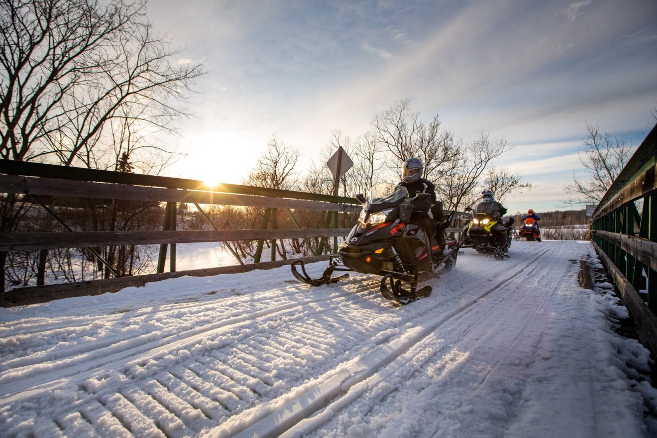 Snowmobile Trails in Québec: A Winter Paradise - SledMagazine.com