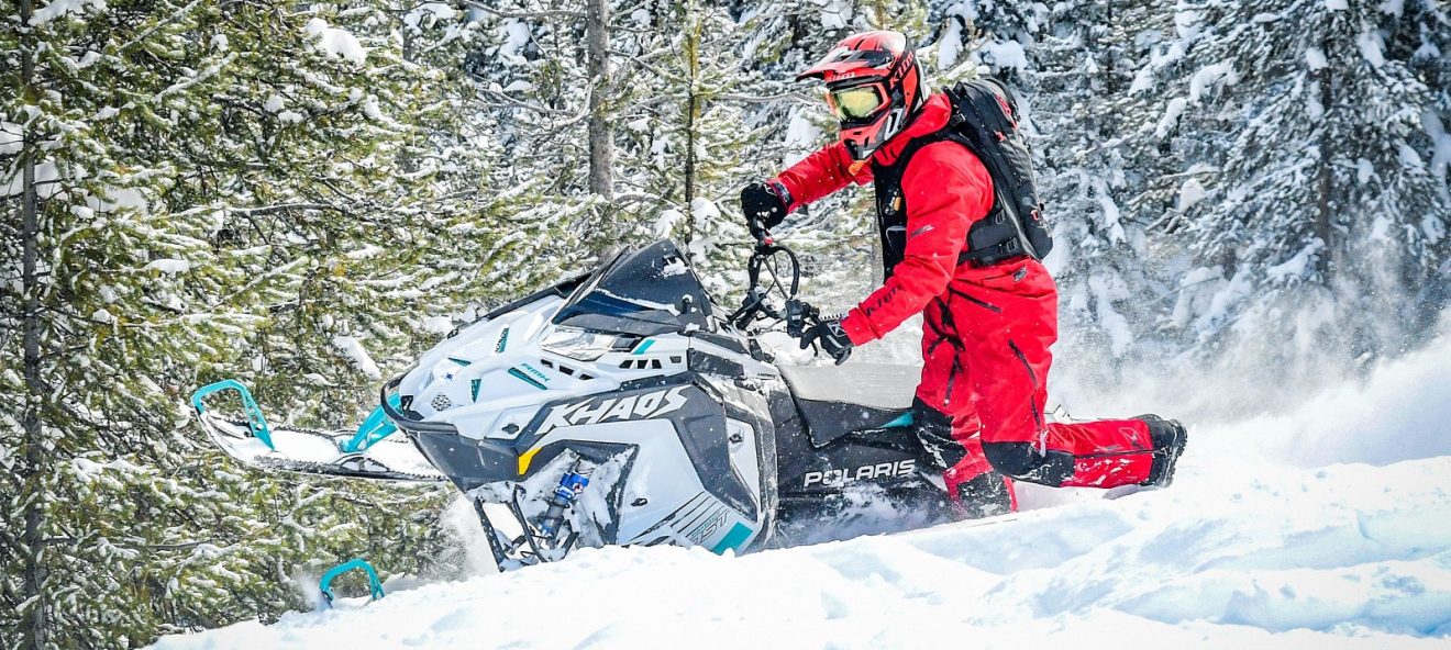 2025 Polaris Patriot Boost RMK Khaos: Lightweight Mountain Sled - SledMagazine.com