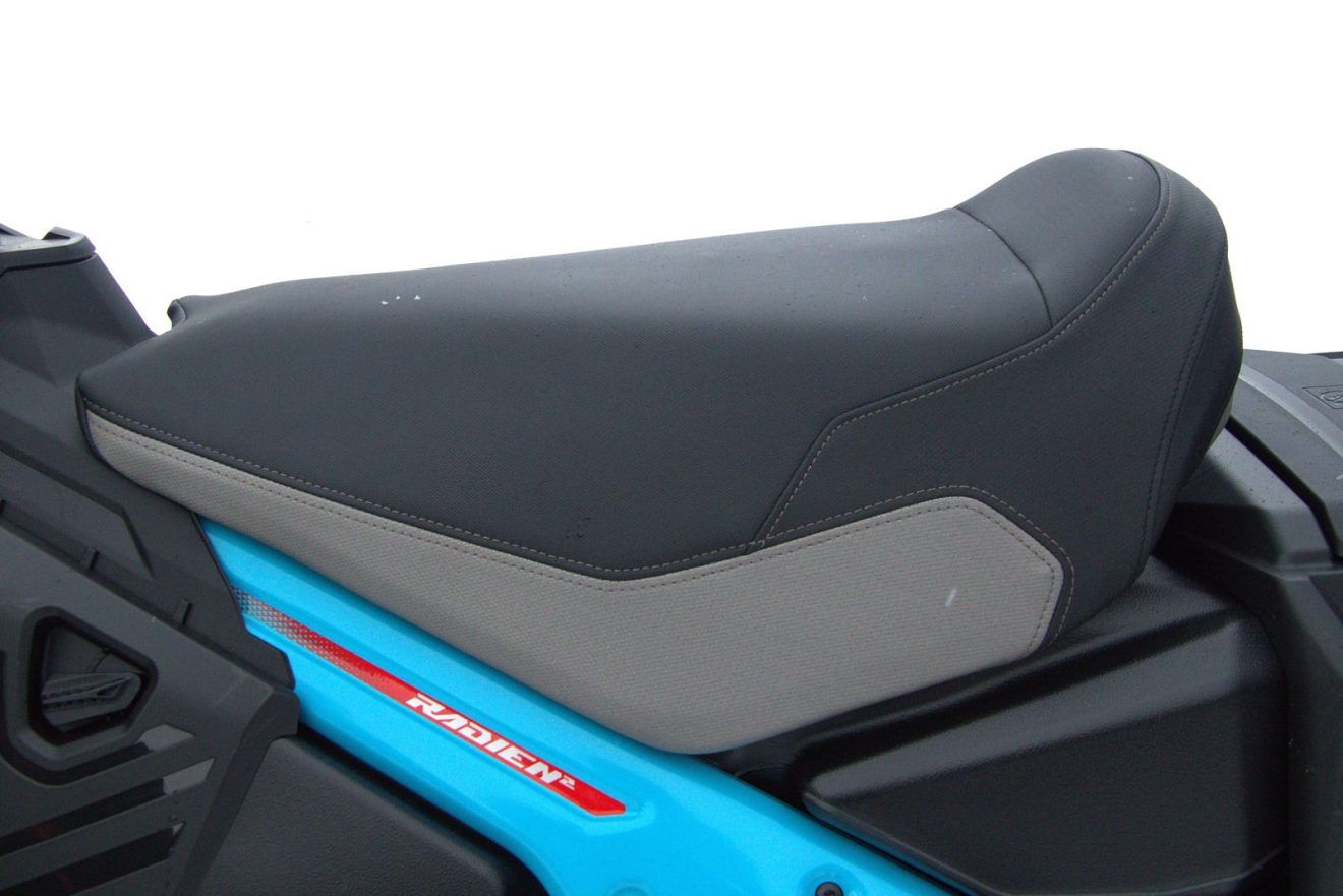 2026 Lynx Commander RE: Powerful Crossover Snowmobile